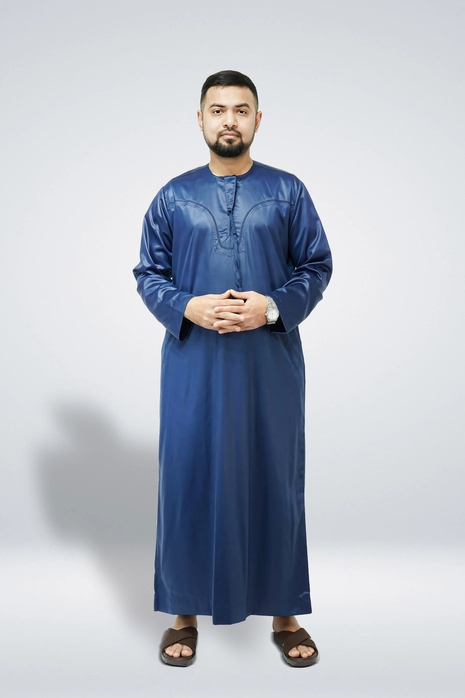 Emirati Thobes – almanaar Islamic Store