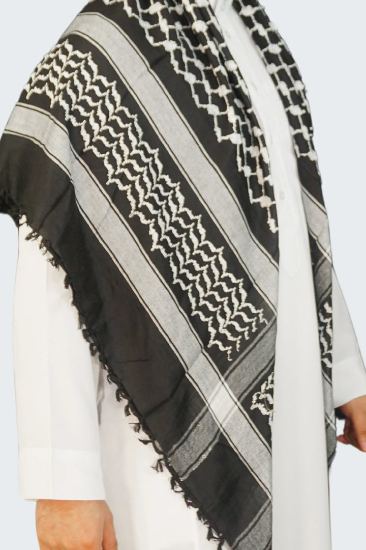Keffiyeh Scarf Traditional Black & White – Middle Eastern Shemagh ...