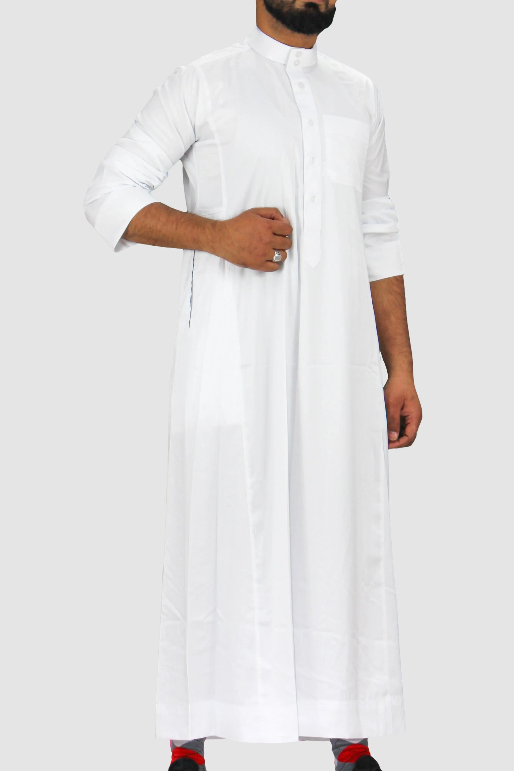 Plain Classic Saudi Thobe With Collar (4 Colours) – almanaar Islamic Store